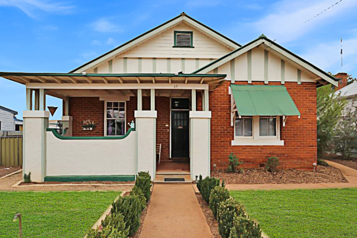 17 Ashton Street, Ariah Park > Miller & James Real Estate