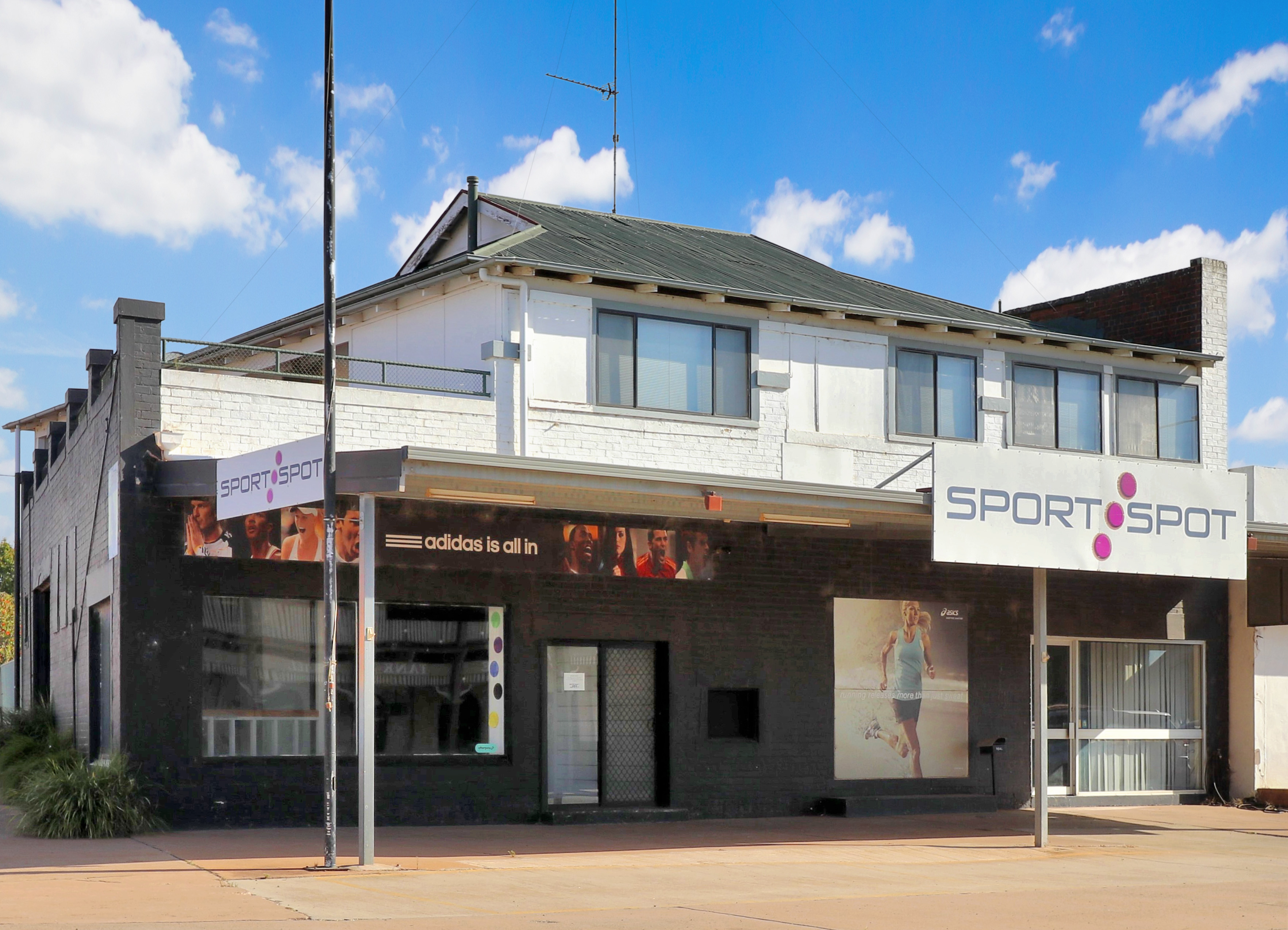 200 Main Street, West Wyalong > Miller & James Real Estate