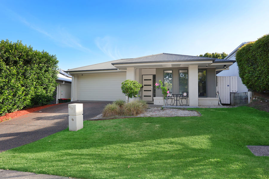 217 Riverstone Crossing Road, Maudsland > Beyond Estate Agents