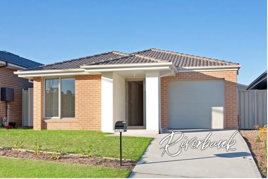 28 Affleck Gardens, Middleton Grange > Riverbank Real Estate