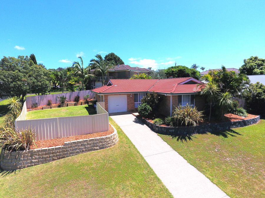 4 Betel Palm Close, Boambee East > Unrealestate Coffs Coast