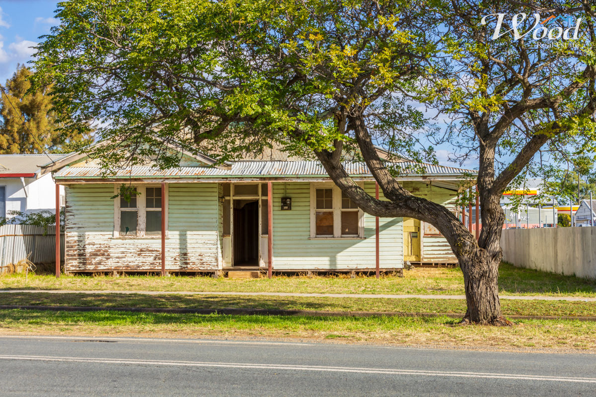 8 Sladen St East, Henty > Wood Real Estate