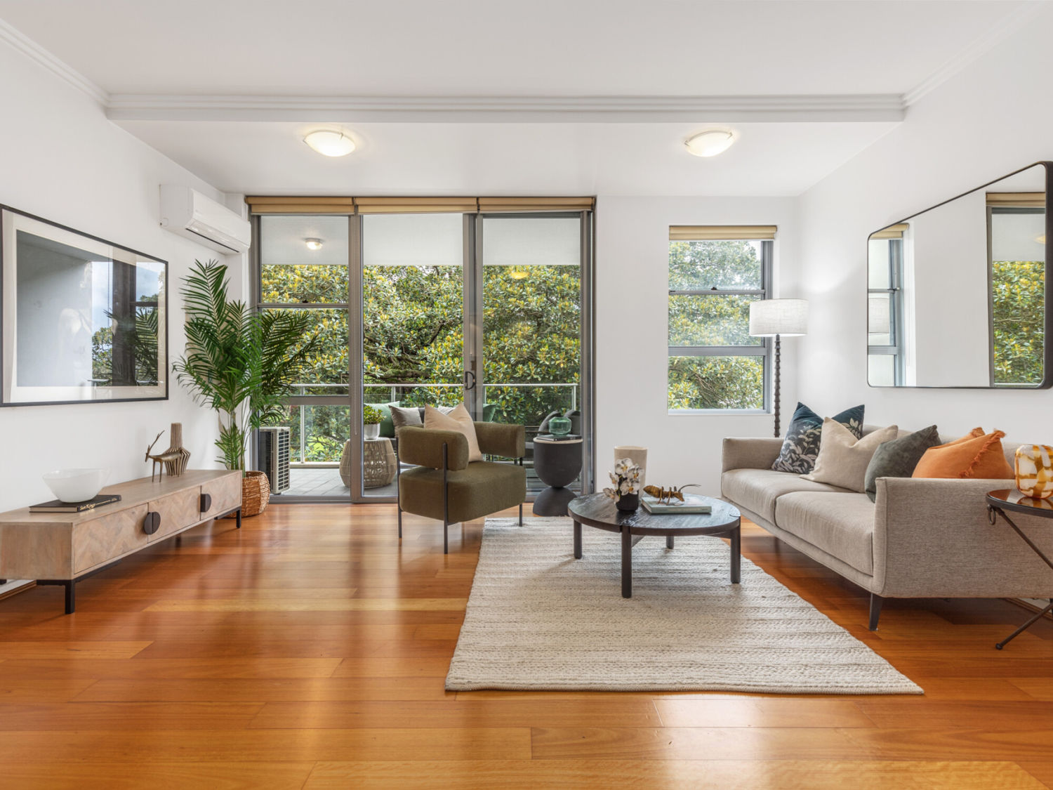 93/249-259 Chalmers St, Redfern > Innercity Property Agents