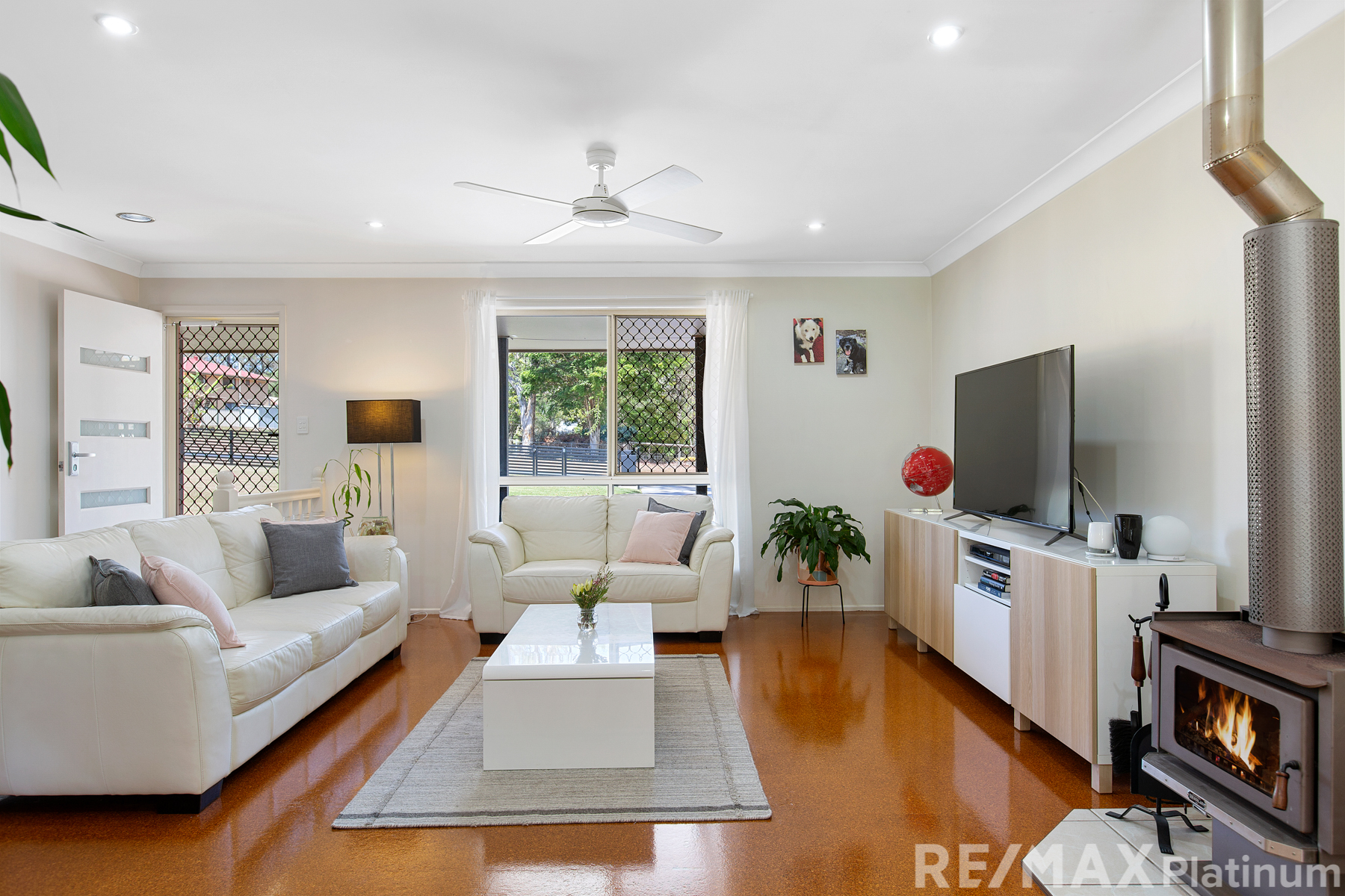 8-10 Cashmere Place, Morayfield > RE/MAX Platinum