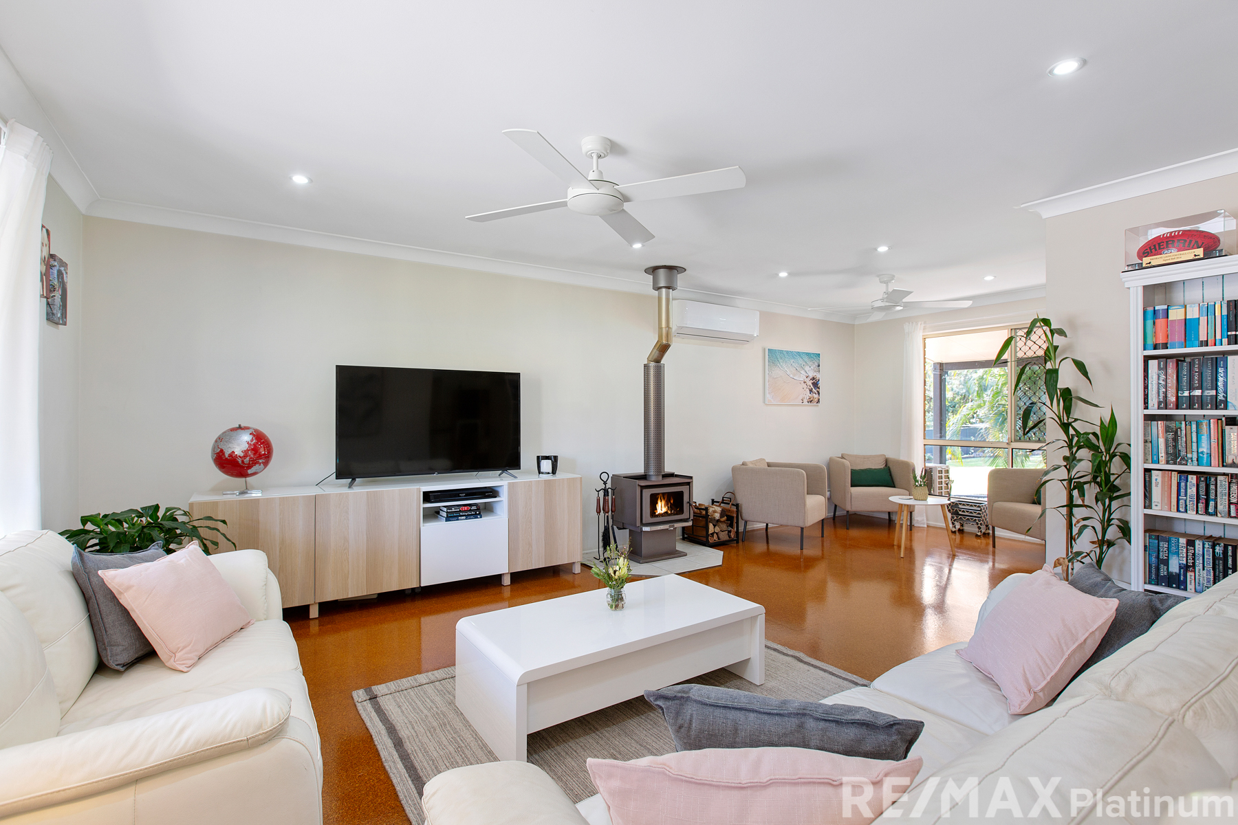 8-10 Cashmere Place, Morayfield > RE/MAX Platinum