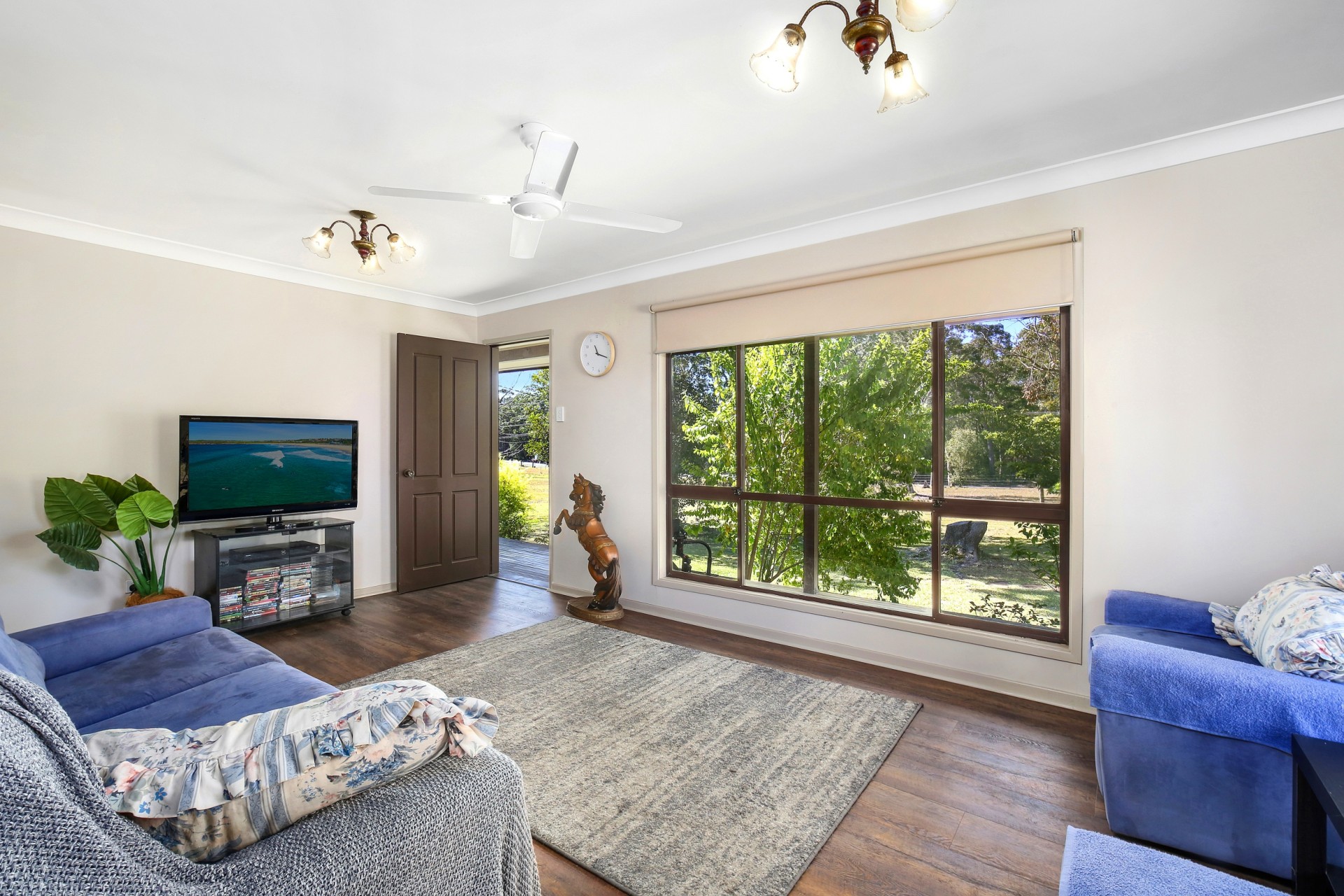 92 Mountain Road, Warnervale > Capital One Real Estate