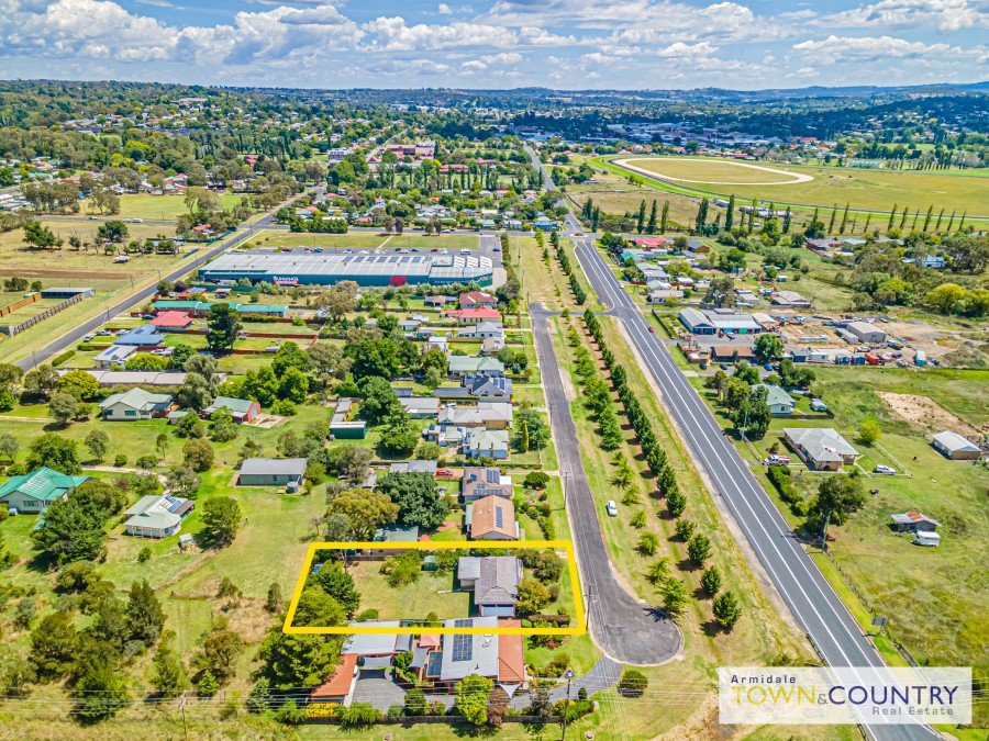 38 Grafton Road, Armidale > Armidale Town & Country Real Estate